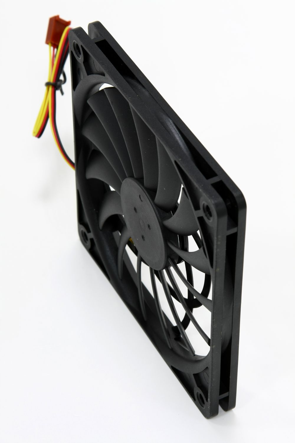 Scythe introduceert nieuwe dunne 120mm-fans - Computer - Nieuws - Tweakers