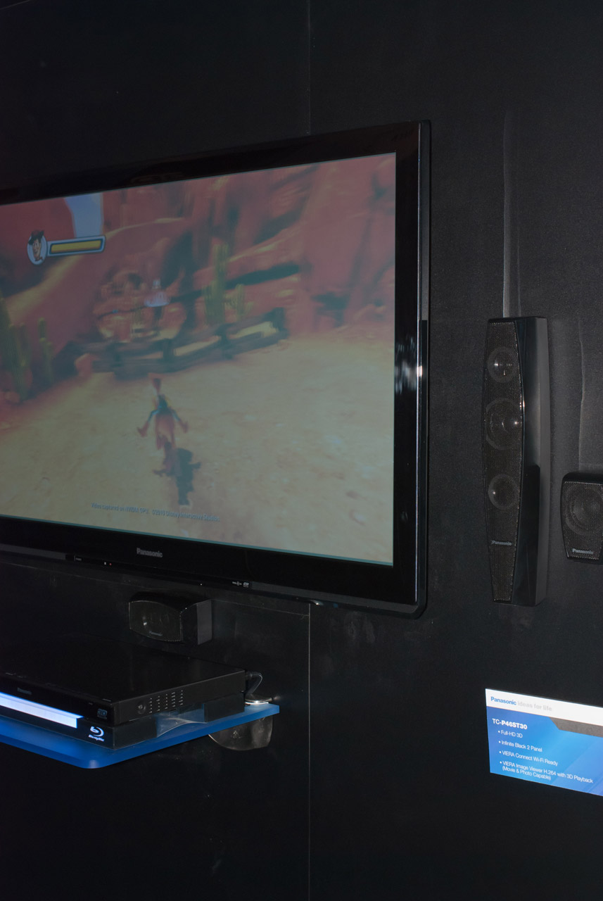 Een blik op de nieuwe Panasonic 3d-tv's - Viera ST30 - Hands-on - Tweakers
