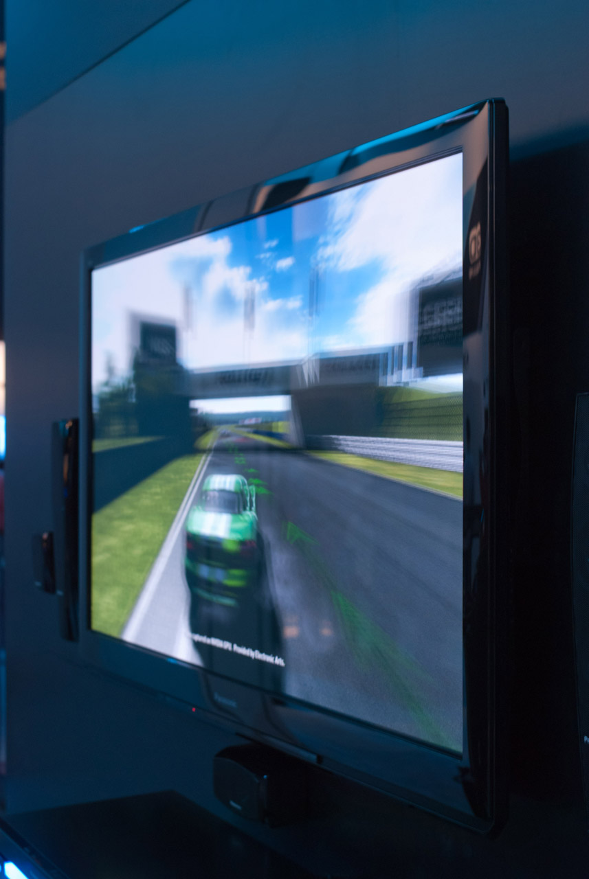 Een blik op de nieuwe Panasonic 3d-tv's - Viera ST30 - Hands-on - Tweakers