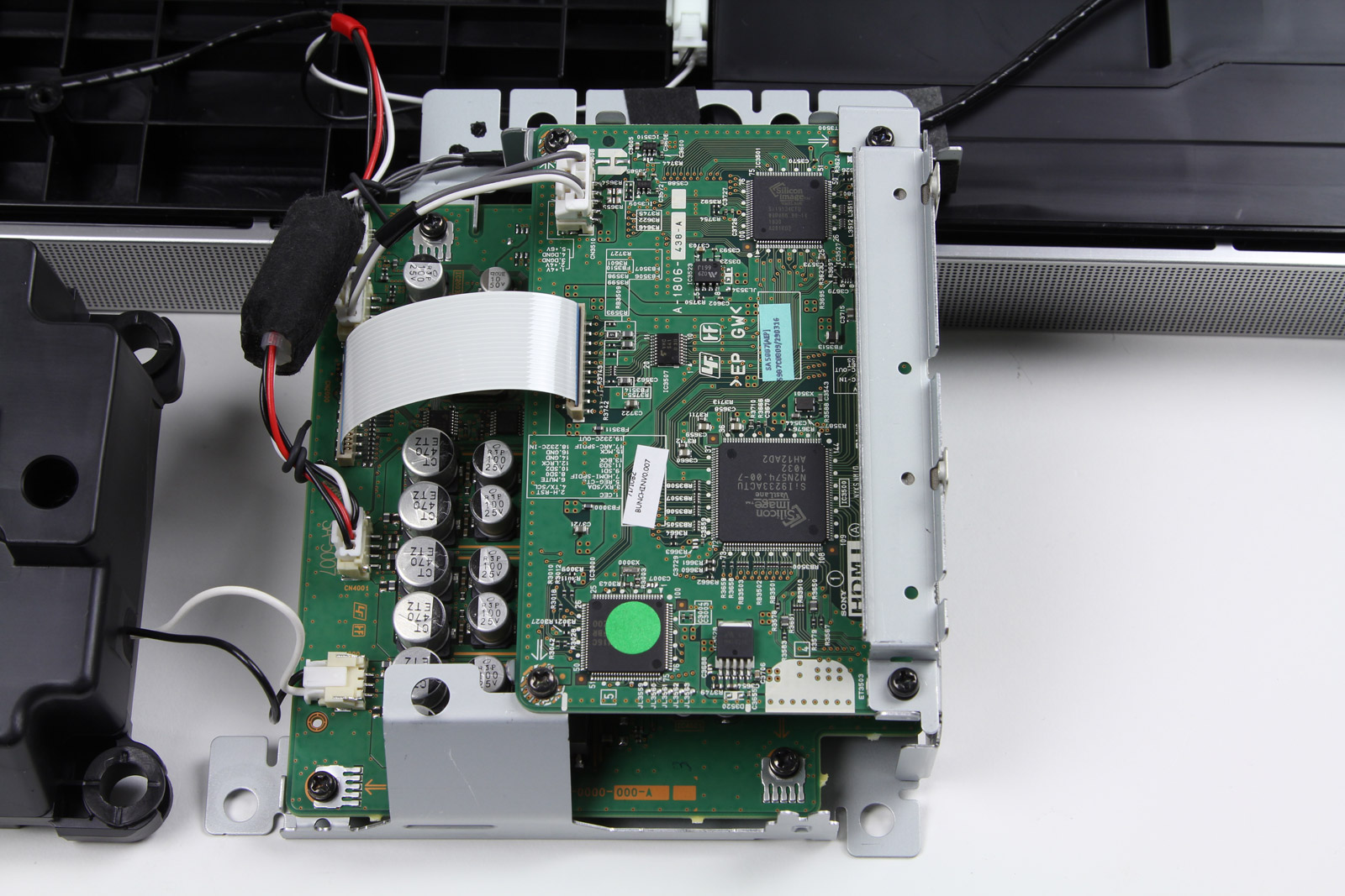 Sony Bravia NX720: op een duur voetstuk - Review - Tweakers