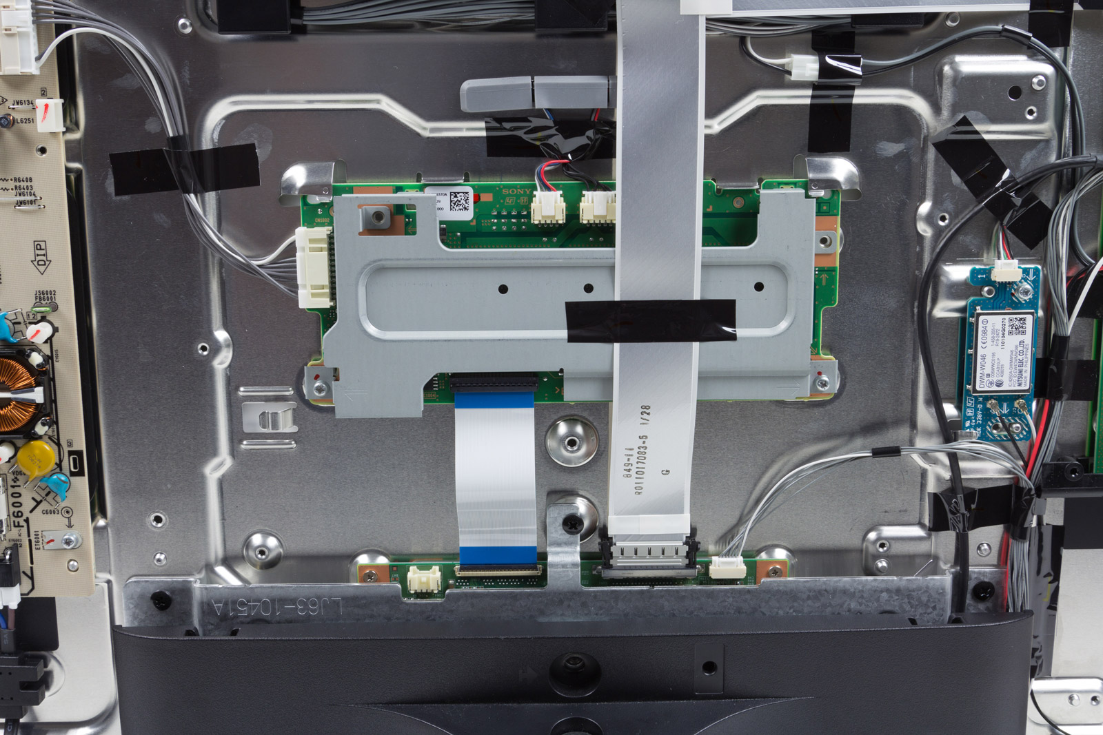 Sony Bravia NX720: op een duur voetstuk - Review - Tweakers