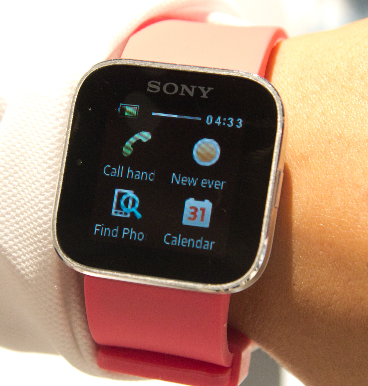 Hands-on: De Sony SmartWatch voor Android-telefoons - Tweakers