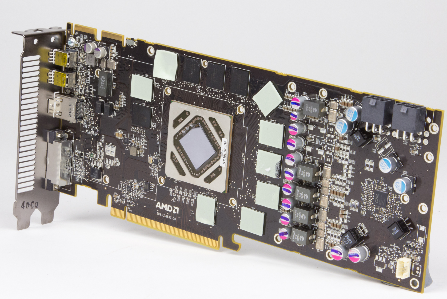 AMD's HD 7950: betaalbare snelheid - Review - Tweakers