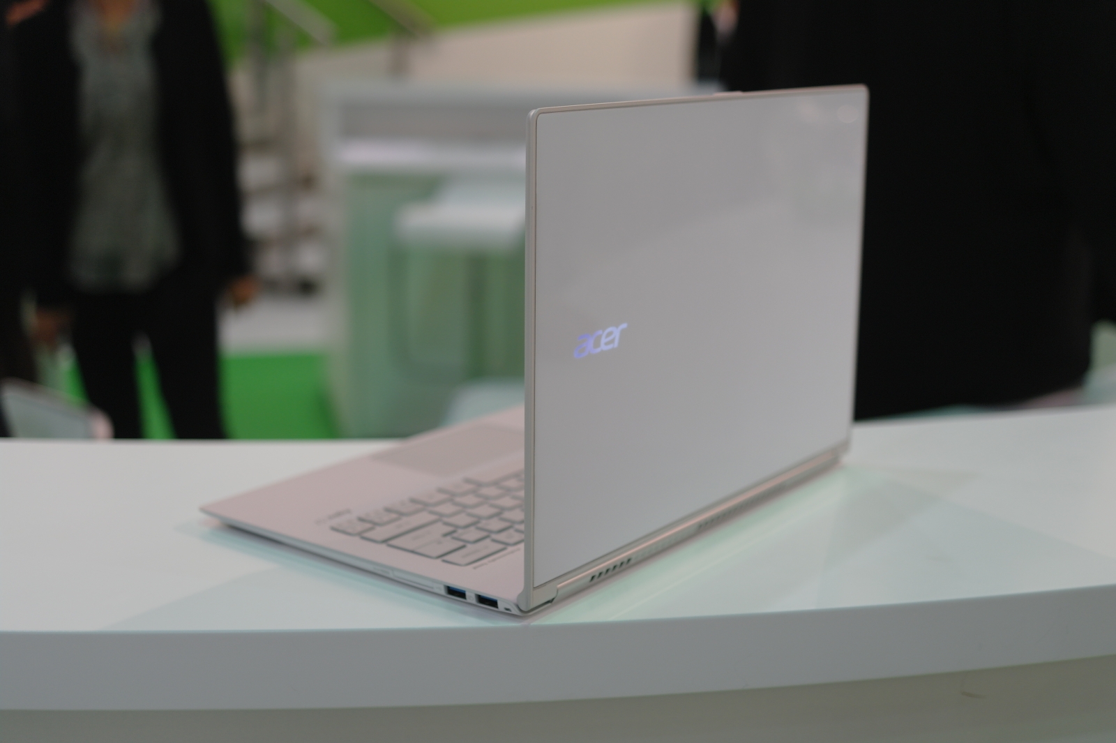 Acer Aspire S7: meest veelbelovende ultrabook - Review - Tweakers