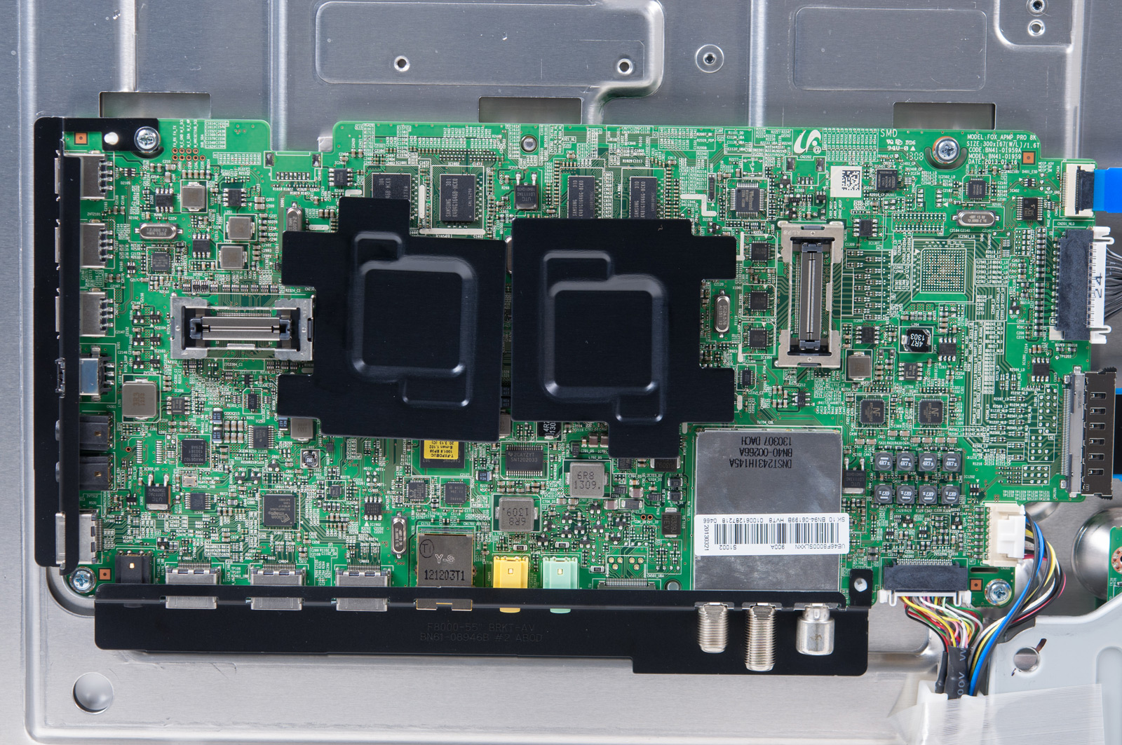 Samsung F8000: Arc de Triomphe - Review - Tweakers