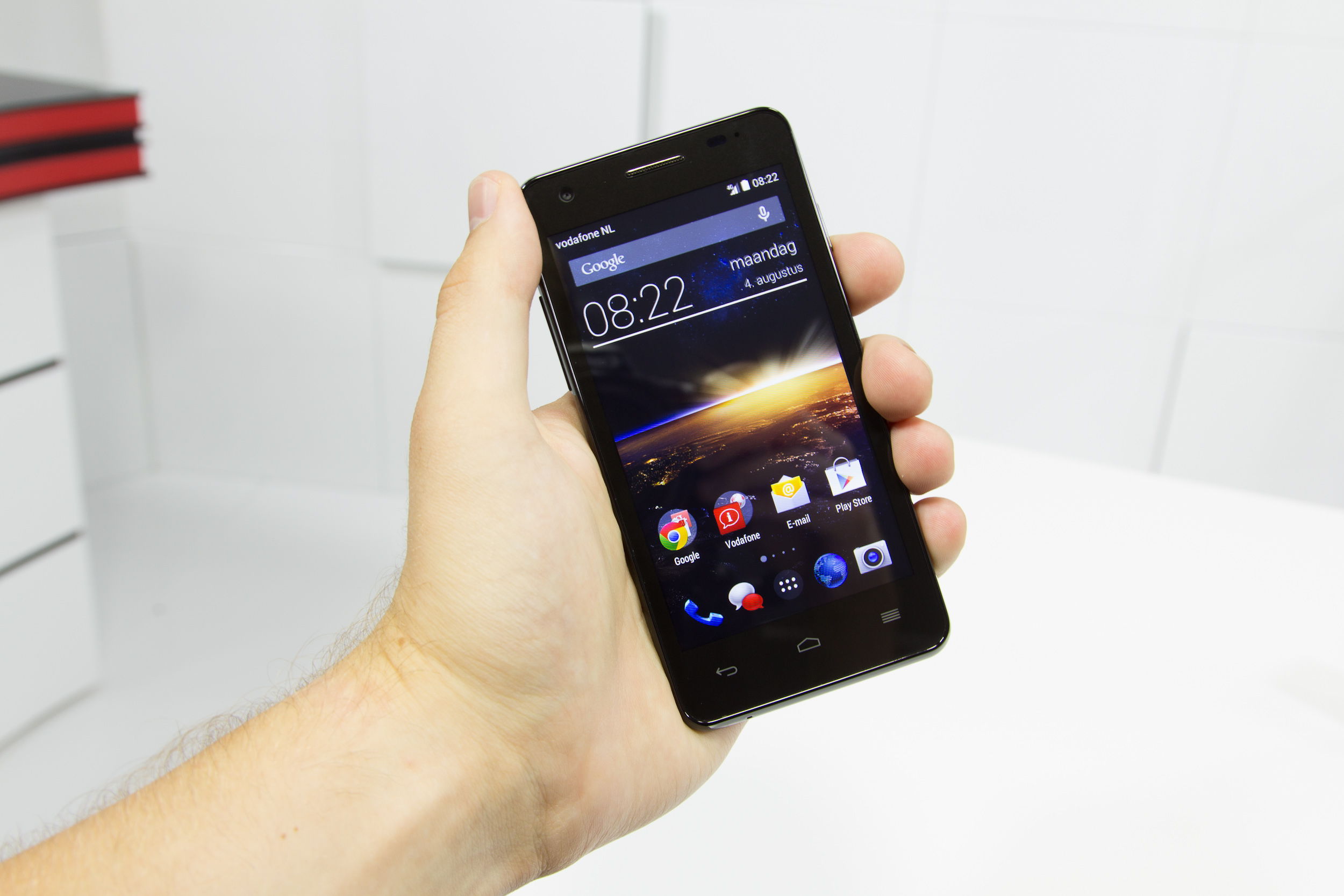 Vodafone Smart 4 Turbo: de goedkoopste 4g-telefoon - Review - Tweakers