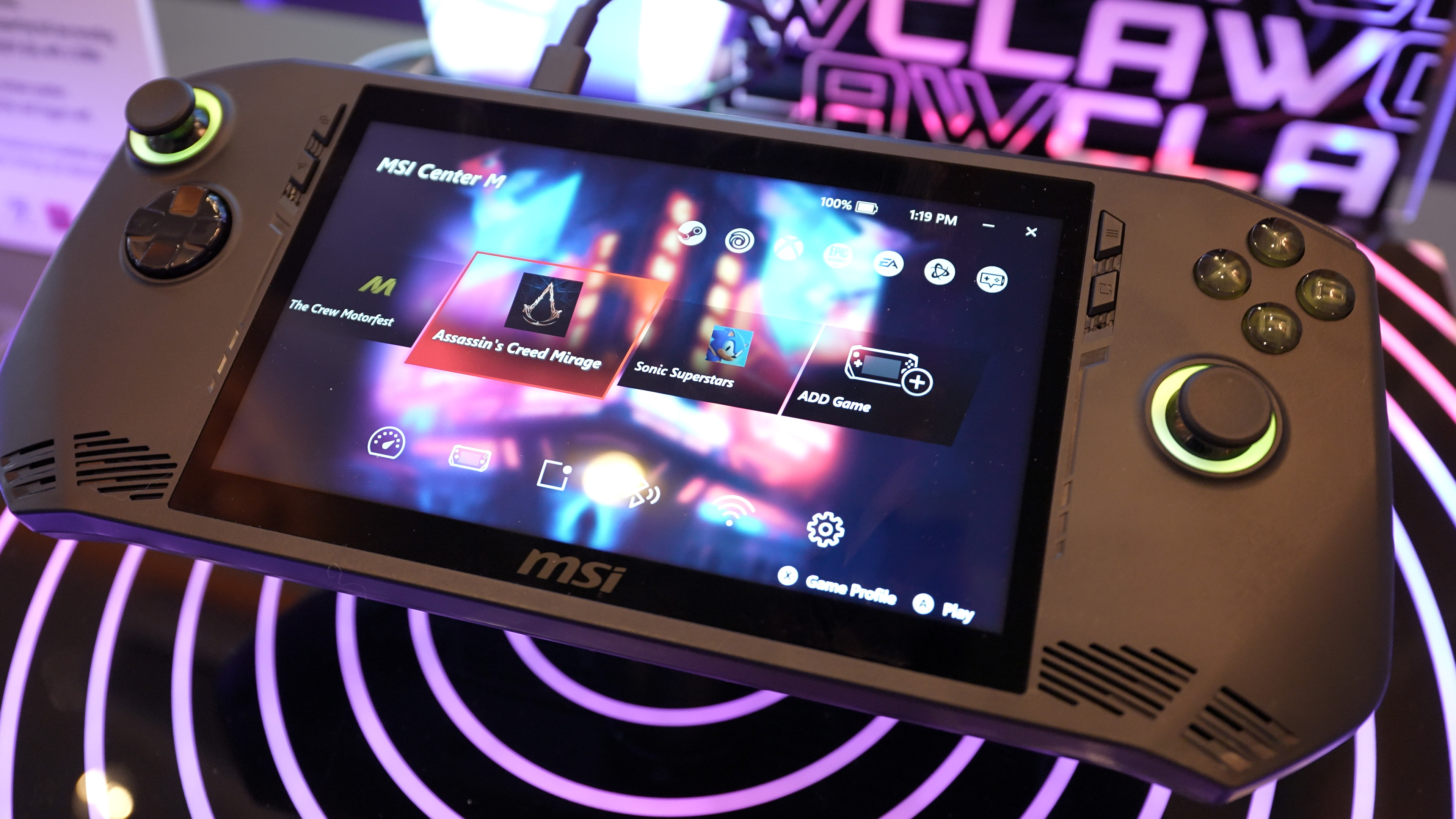 Intel vs. AMD bij handhelds - MSI Claw met Intel Core Ultra - Tweakers
