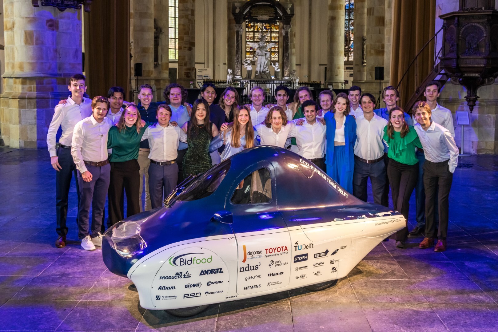 Eco-Runner: waterstofauto voor op de weg - Tweakers