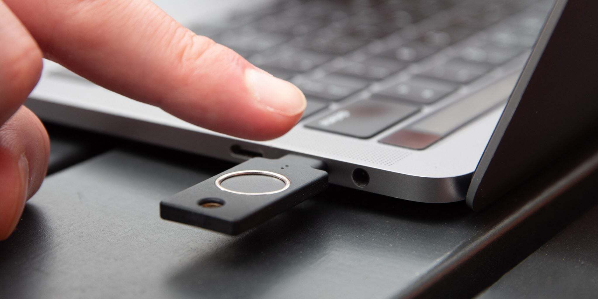 Yubico begint met leveren verbeterde Yubikey Bio met ruimte voor meer ...