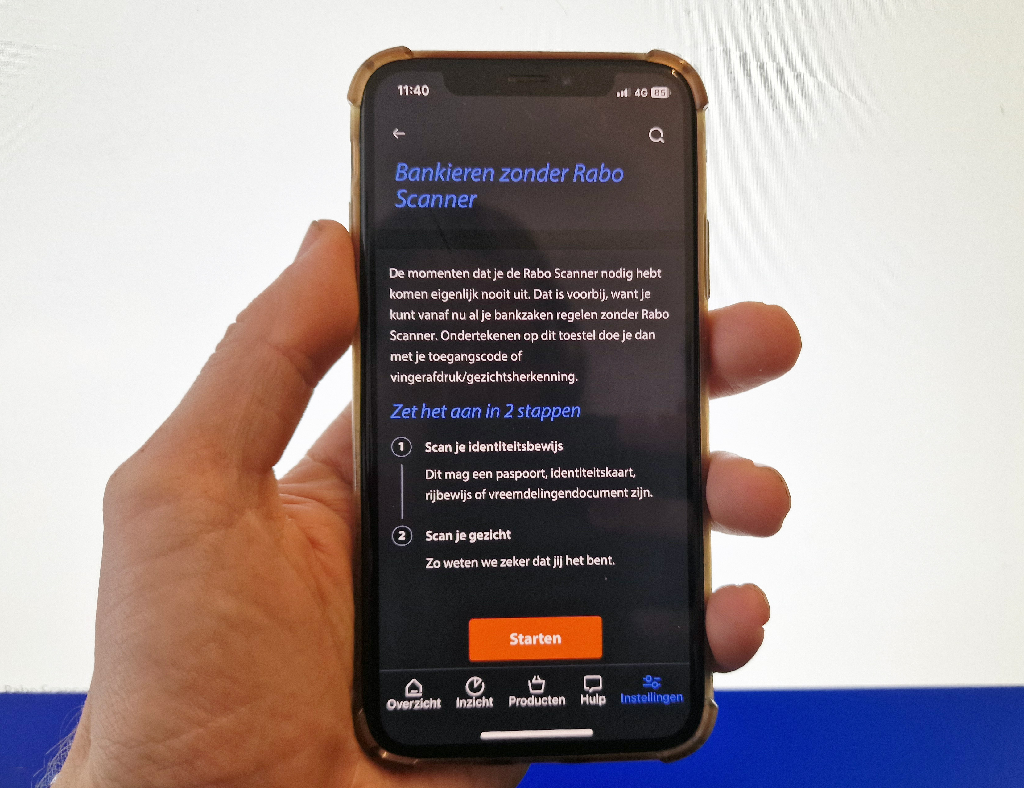 Rabobank maakt scanner optioneel bij digitaal bankieren - Tweakers