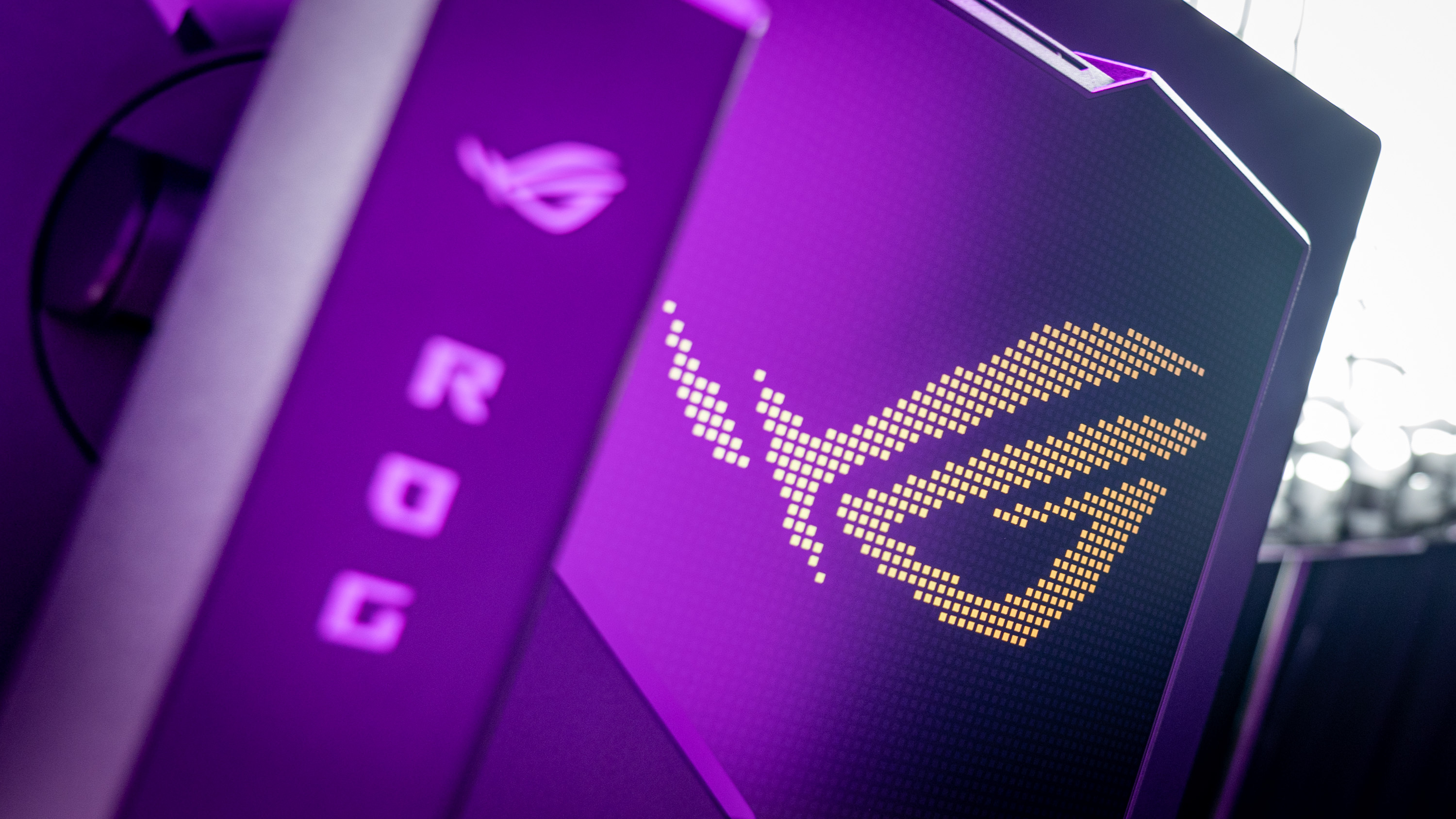 ASUS ROG Swift PG27UCDM en ROG Strix XG27UCDMG Review - Tweakers