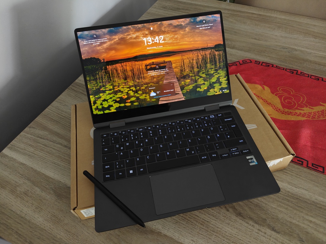 Samsung Galaxy Book3 360 (13.3", i7, 16GB, 512B SSD) aangeboden - Vraag ...