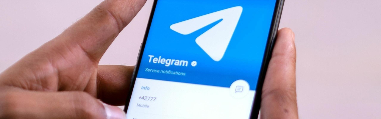 xAI maakt Grok direct beschikbaar in Telegram - Tweakers