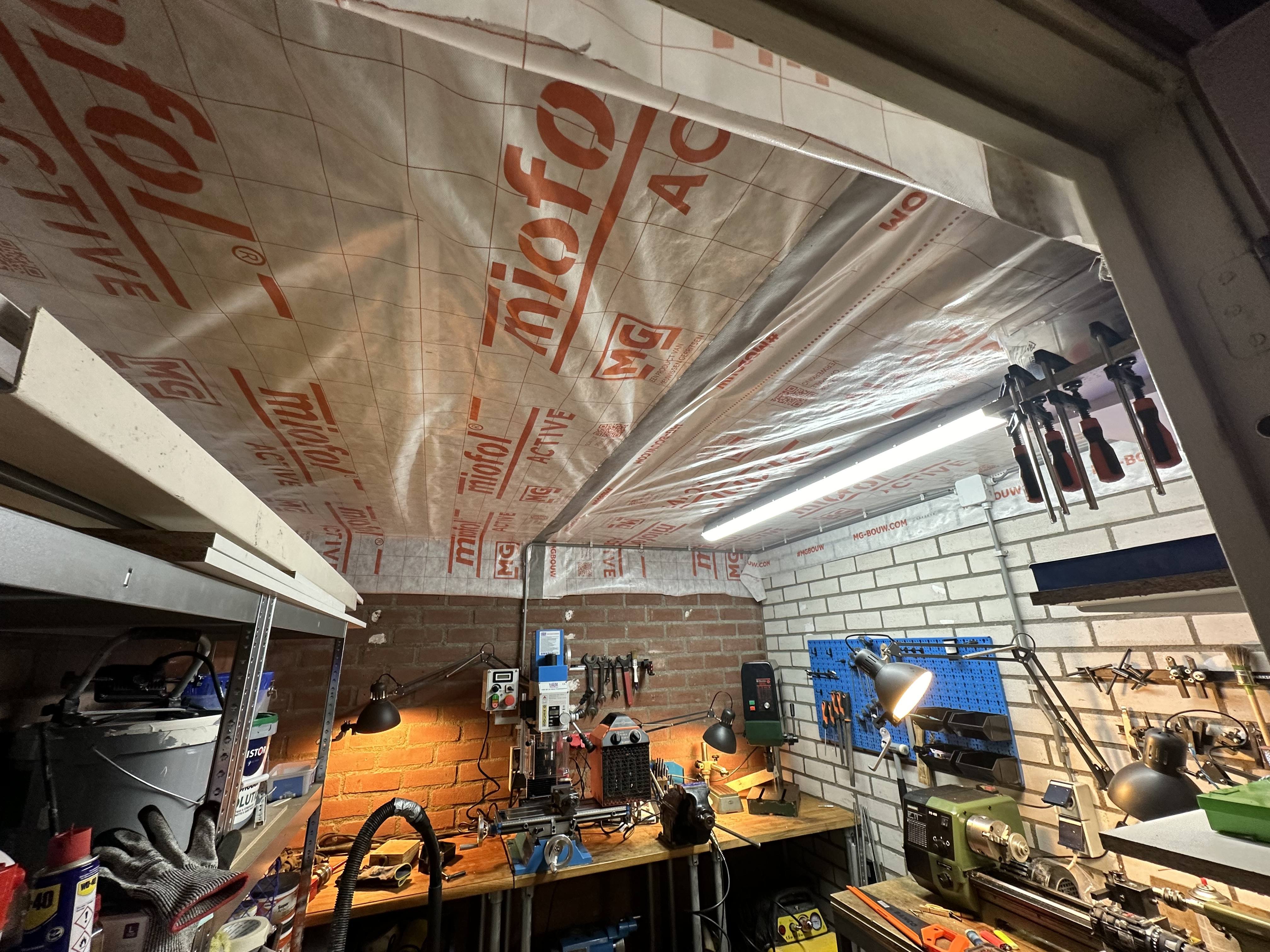 Schuur droog houden met enkelsteens muur - Bouwen en klussen - GoT