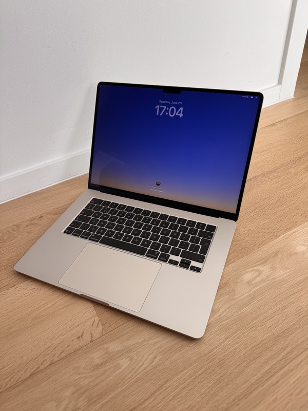Apple MacBook Air 2025 15" M4 10-core, 24GB ram, 10-core GPU, 512GB ssd ...