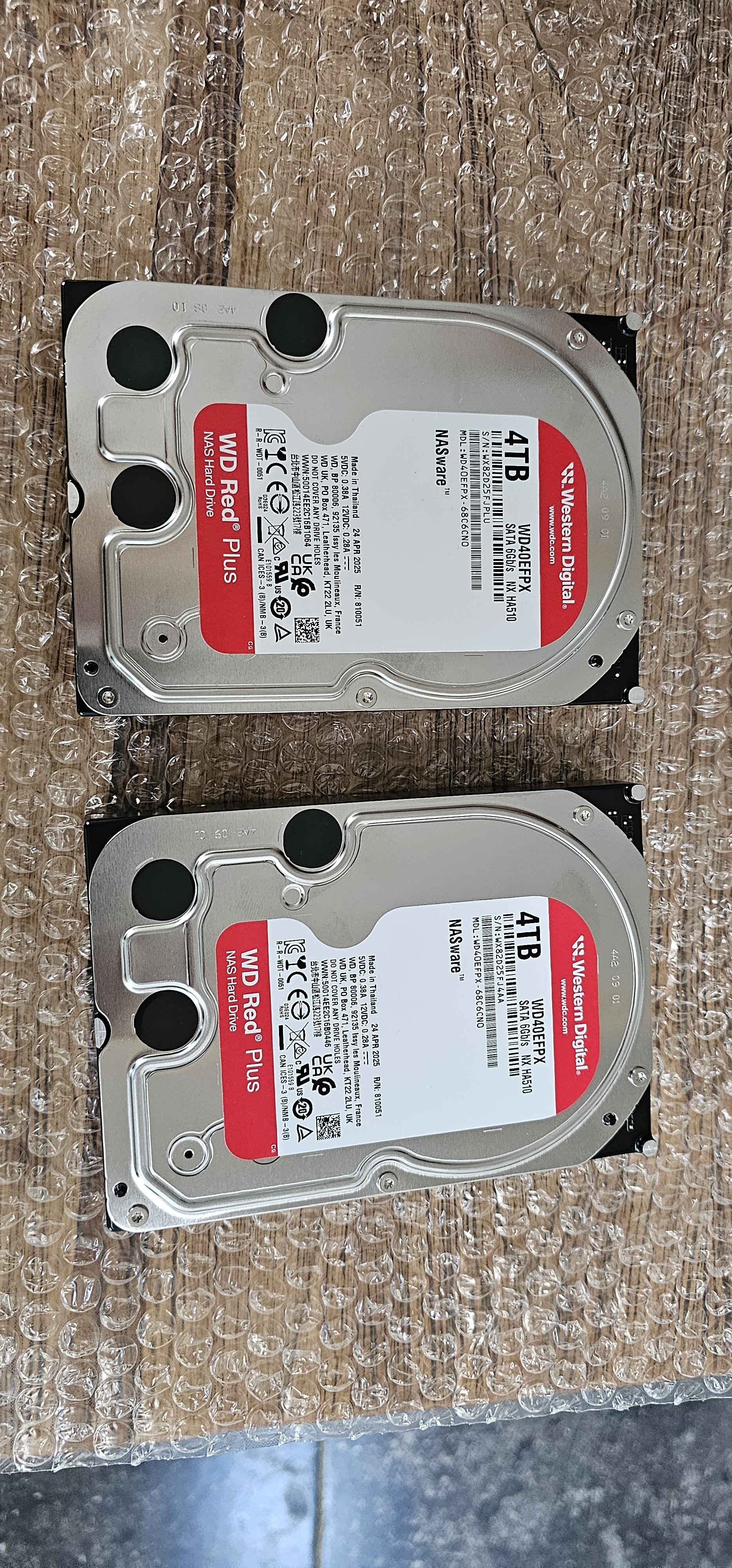 2 fonkelnieuwe WD Red Plus, 4TB (256MB cache) aangeboden - Vraag ...