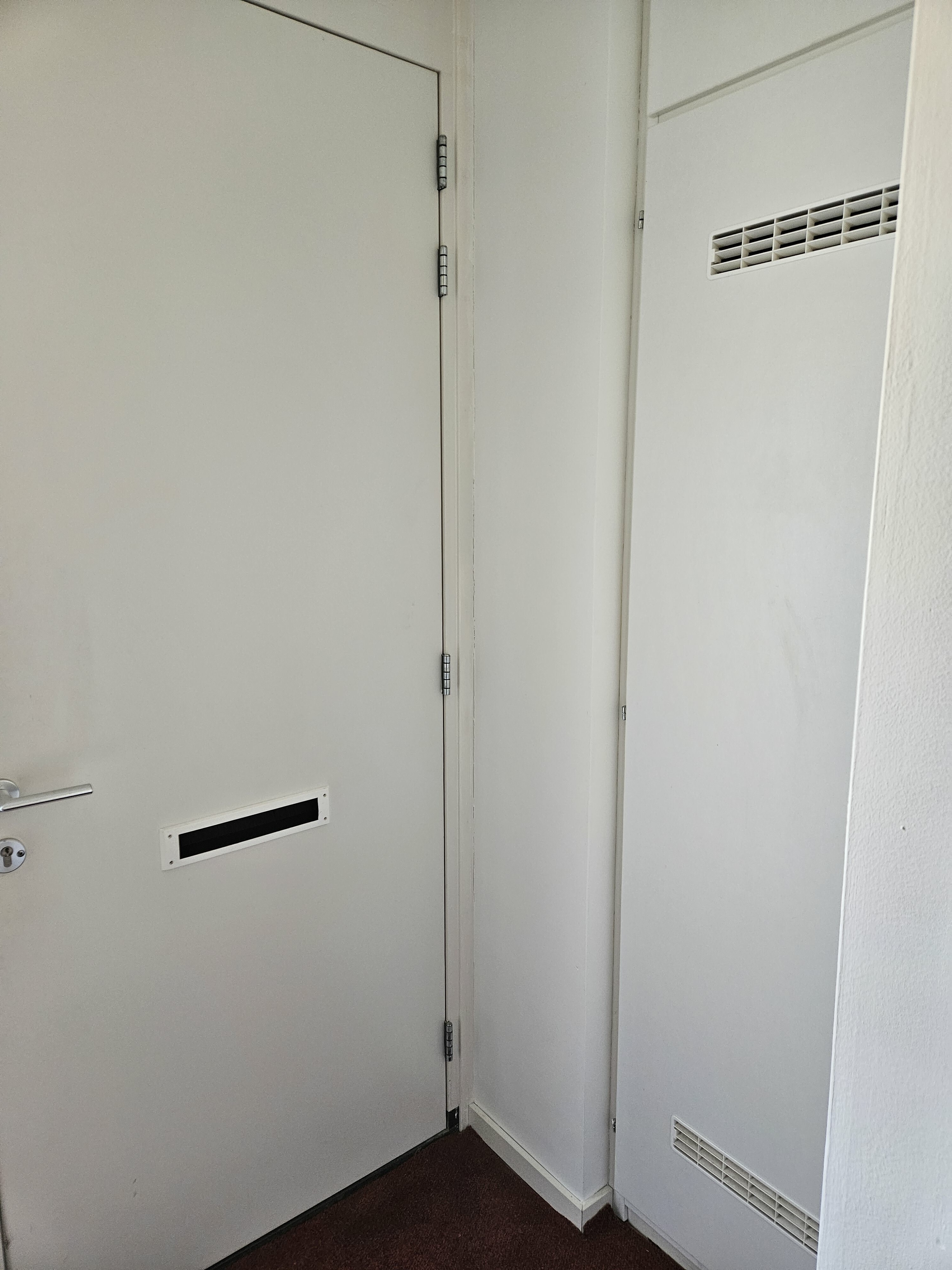 Flexibele kabelbuis 'in' de muur gevallen - Bouwen en klussen - GoT