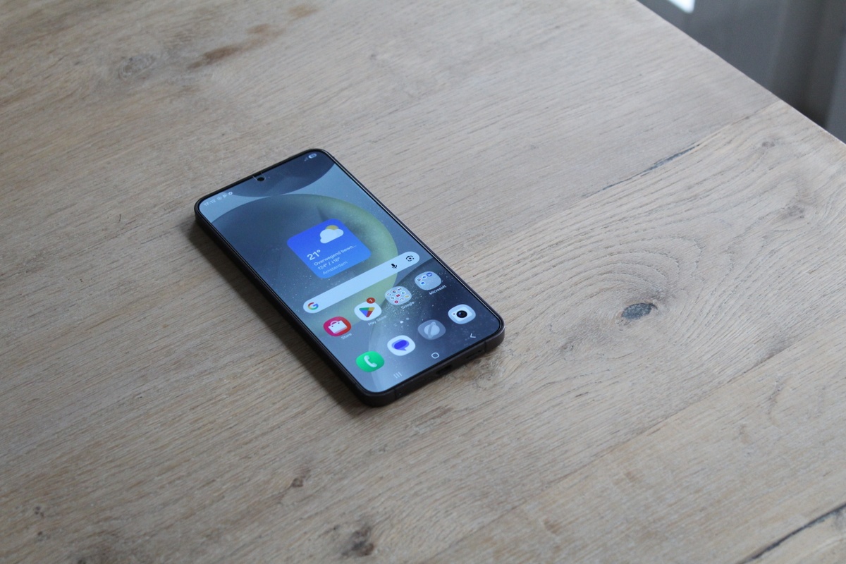 Samsung Galaxy S24+, 256GB opslag Zwart aangeboden - Vraag & Aanbod ...