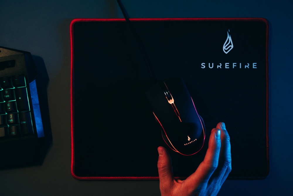 Specificaties van SureFire Kingpin Gaming Combo Set, Qwerty UK - Tweakers