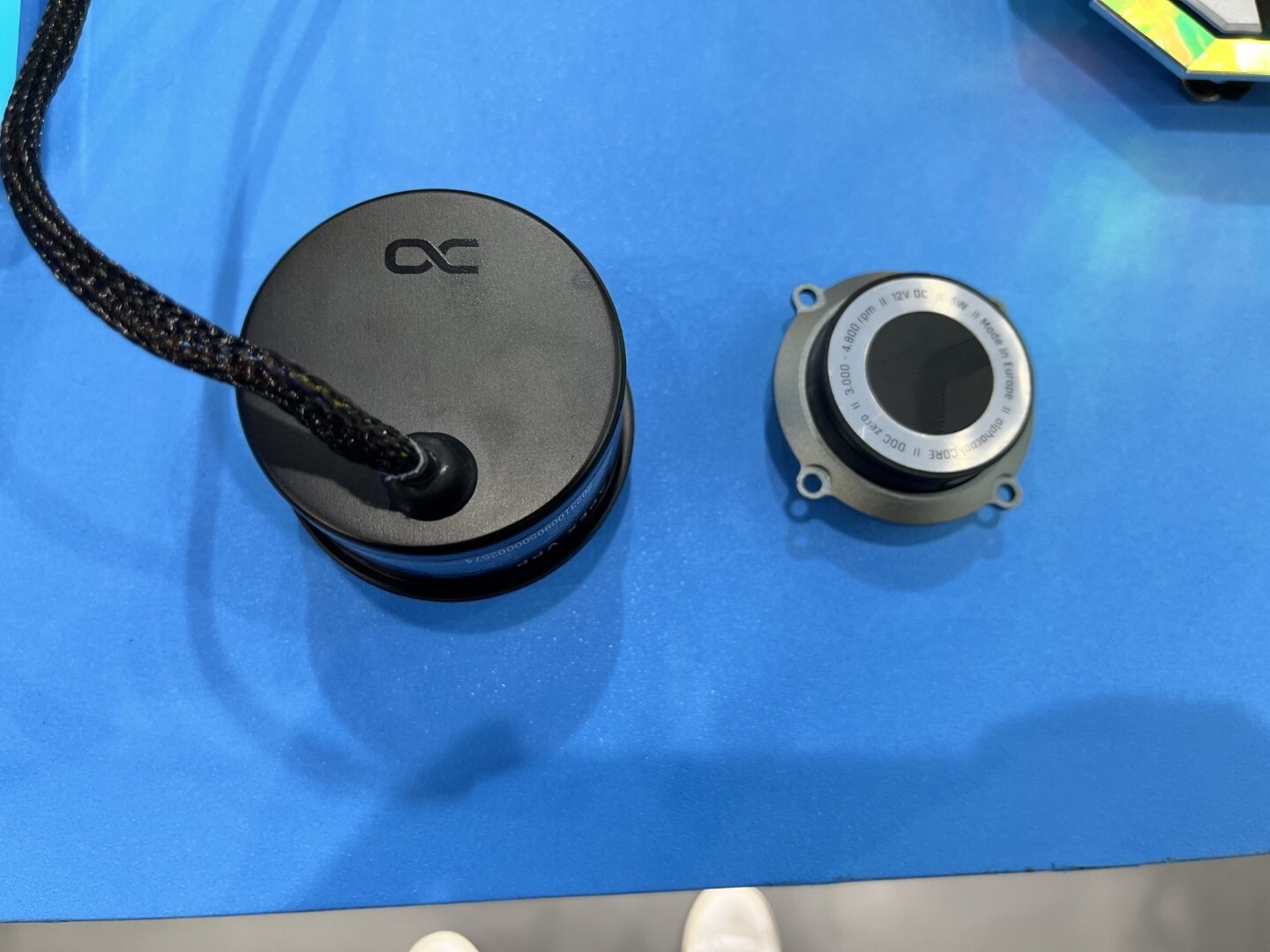 Alphacool toont modulaire Apex Pro Skeleton-case met richtprijs rond ...