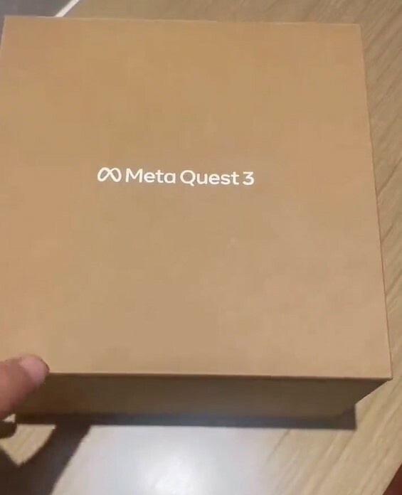 Video toont unboxing niet uitgebrachte Meta Quest 3-headset - Tweakers
