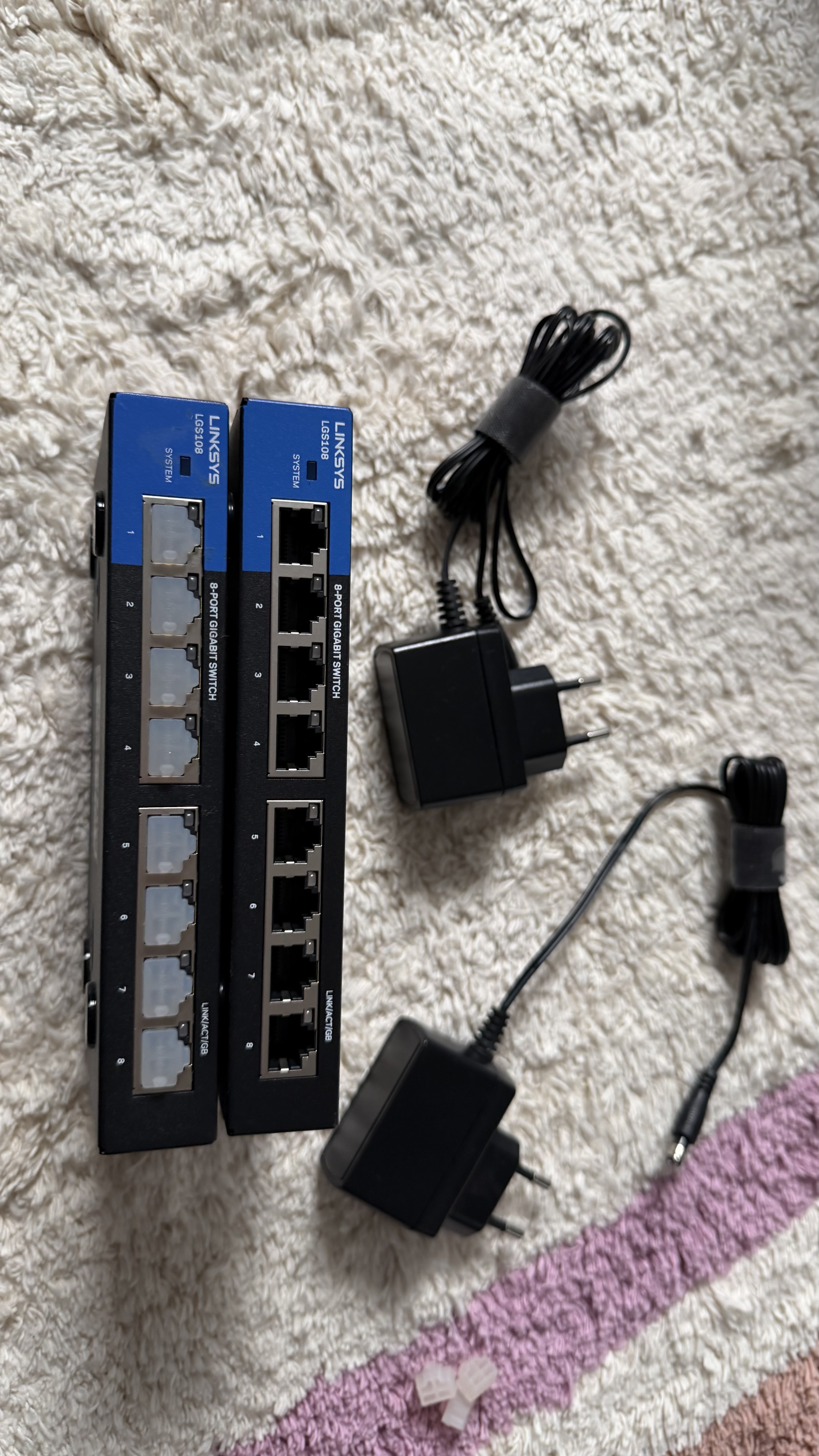 Linksys LGS108 aangeboden - Vraag & Aanbod - Tweakers