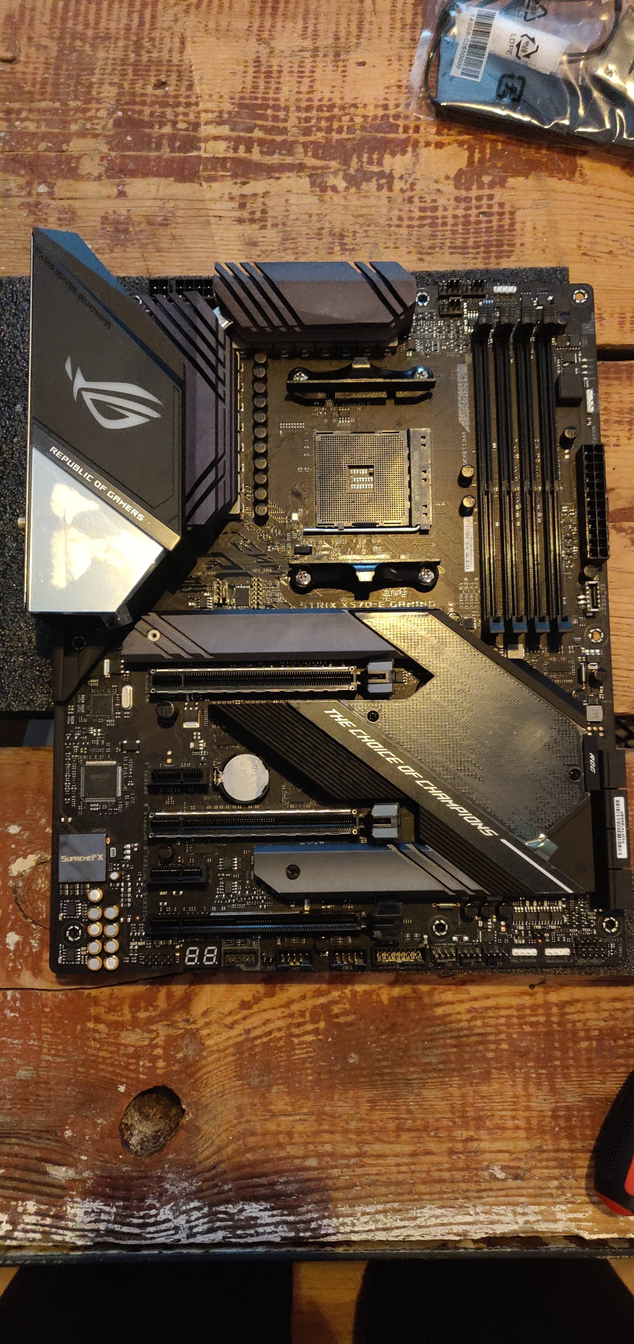 ASUS ROG Strix X570-E Gaming - sonidodmassive - Product reviews - Tweakers