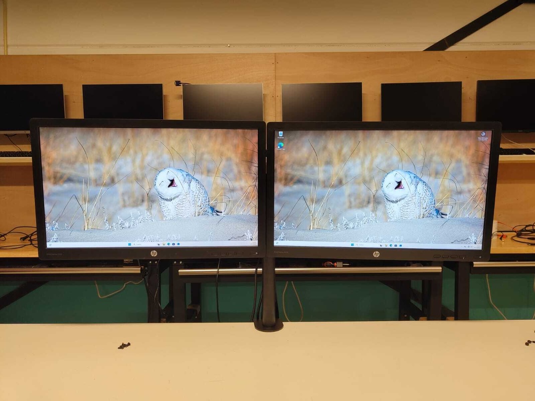 2x HP EliteDisplay E232 Zwart + Monitor Arm aangeboden - Vraag & Aanbod ...