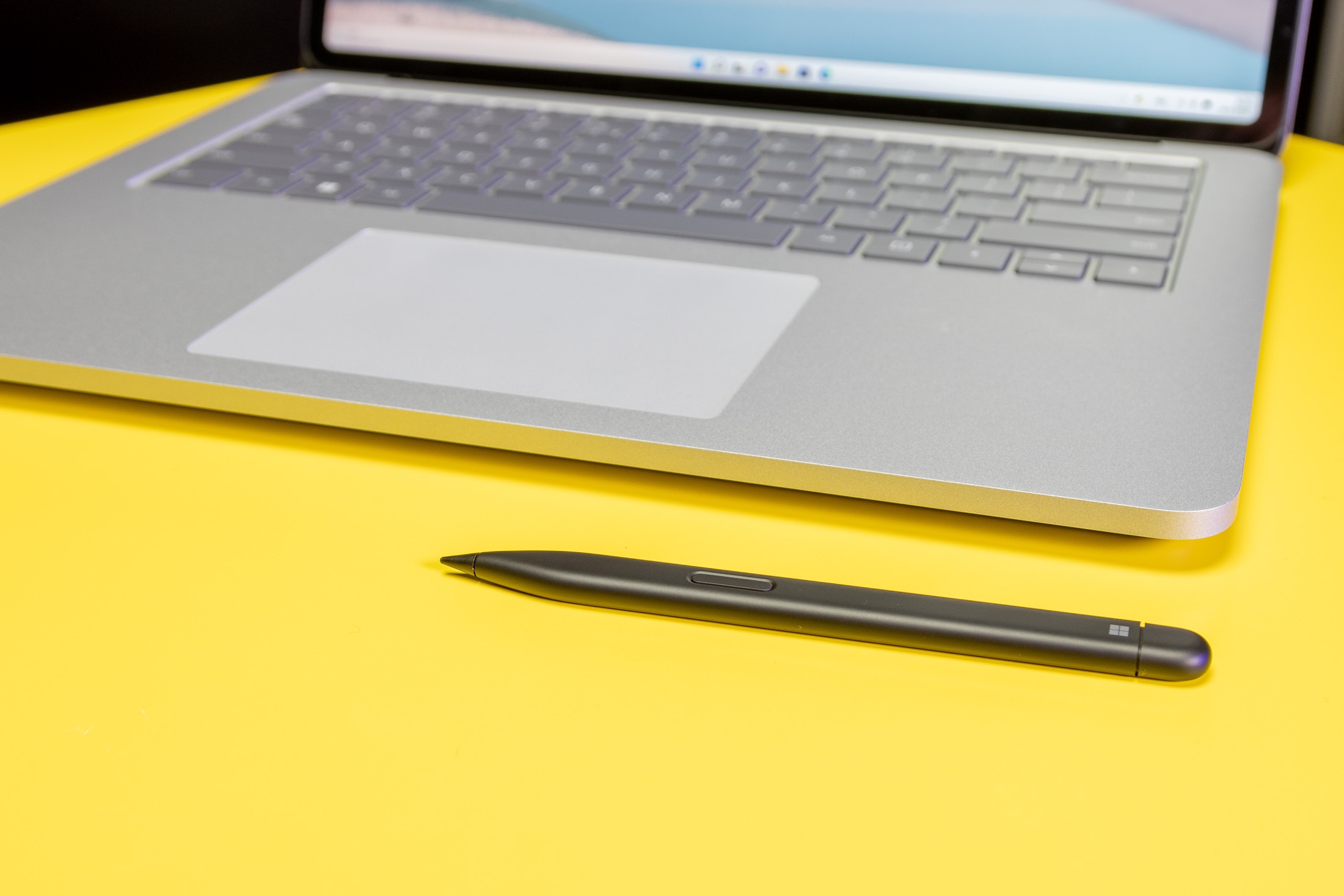 Microsoft Surface Laptop Studio Review - Tweakers