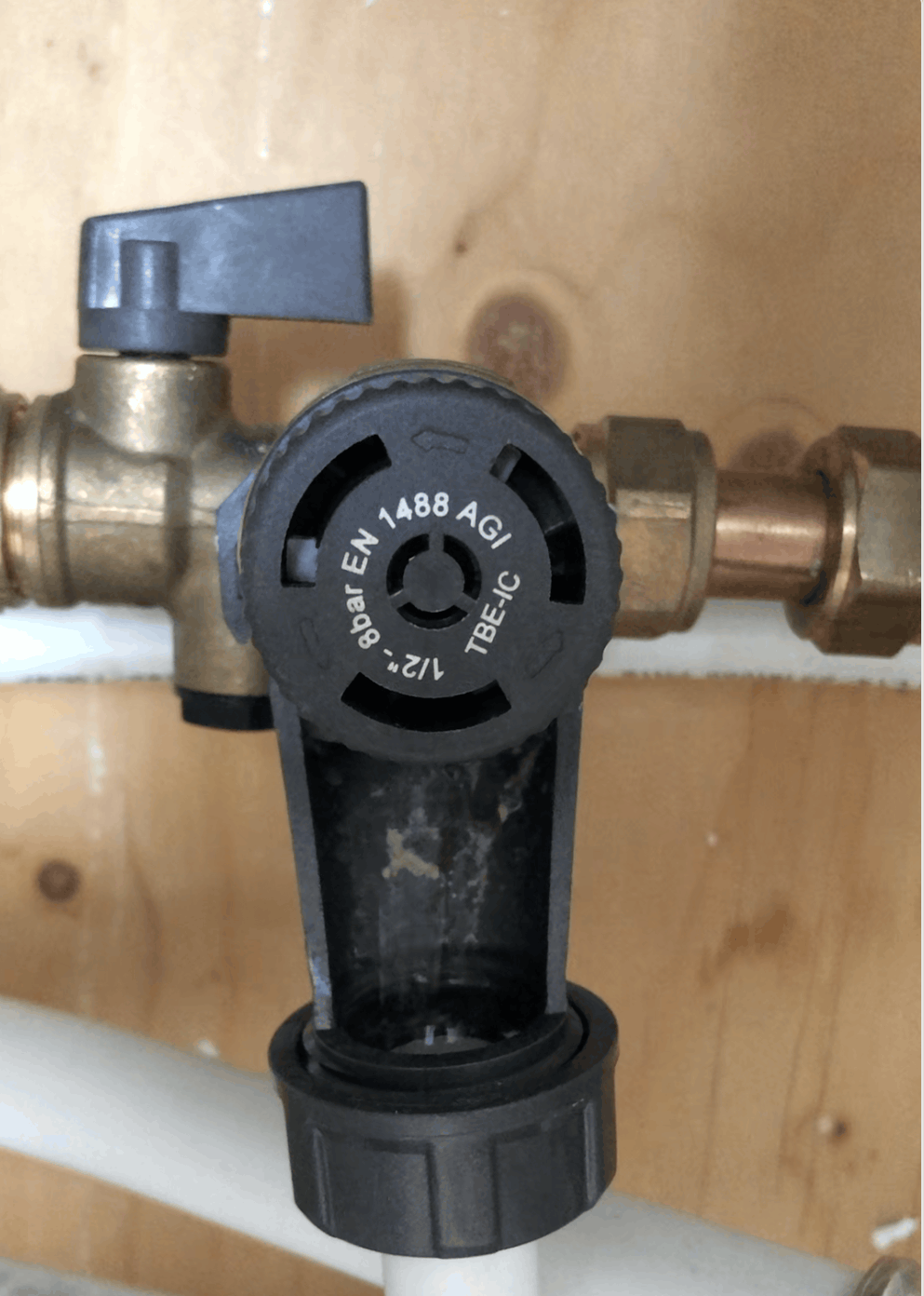 Inlaatcombinatie stadsverwarming lekt - Duurzame energie en ...