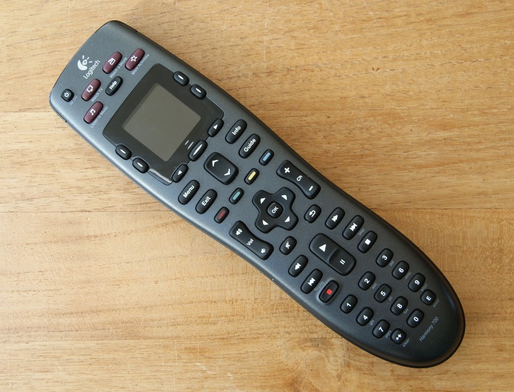 Logitech Harmony 700 - sys64738 - Product reviews - Tweakers