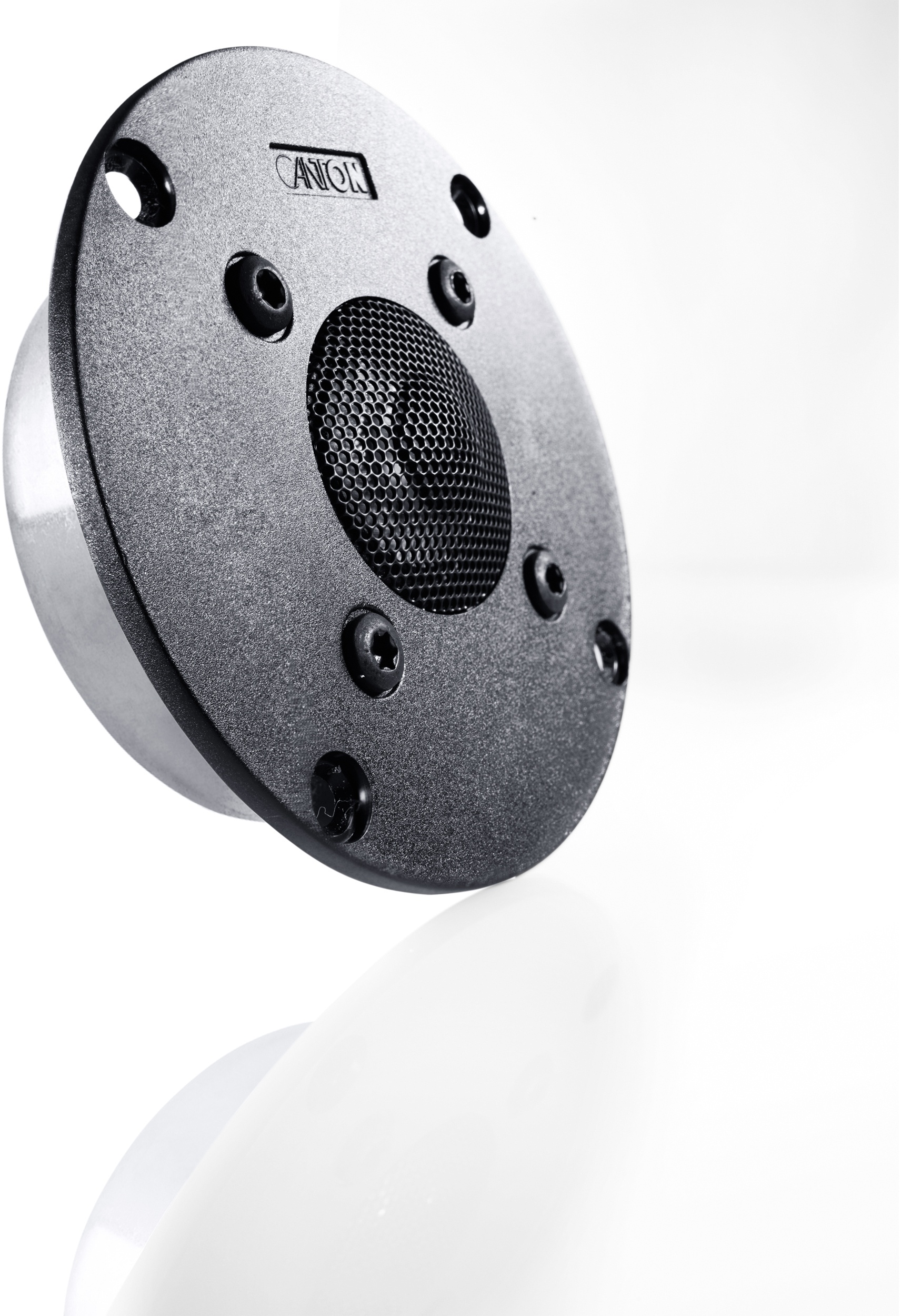 Specificaties van Canton Plus X.3 (Zwart) - Tweakers