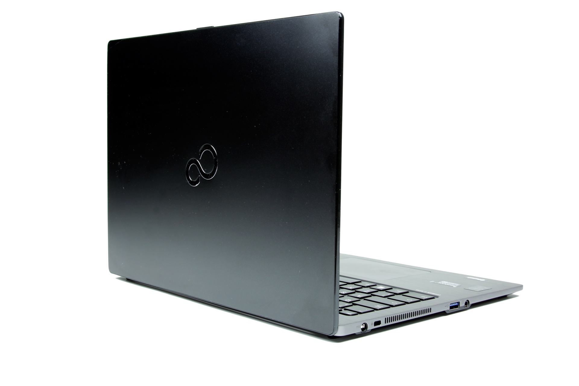 Fujitsu Lifebook U904 Review - Tweakers