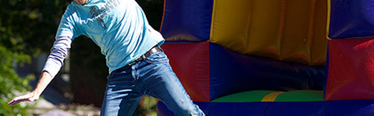 Tweakers-crew bezet klooster - Computer - .Geeks - Tweakers