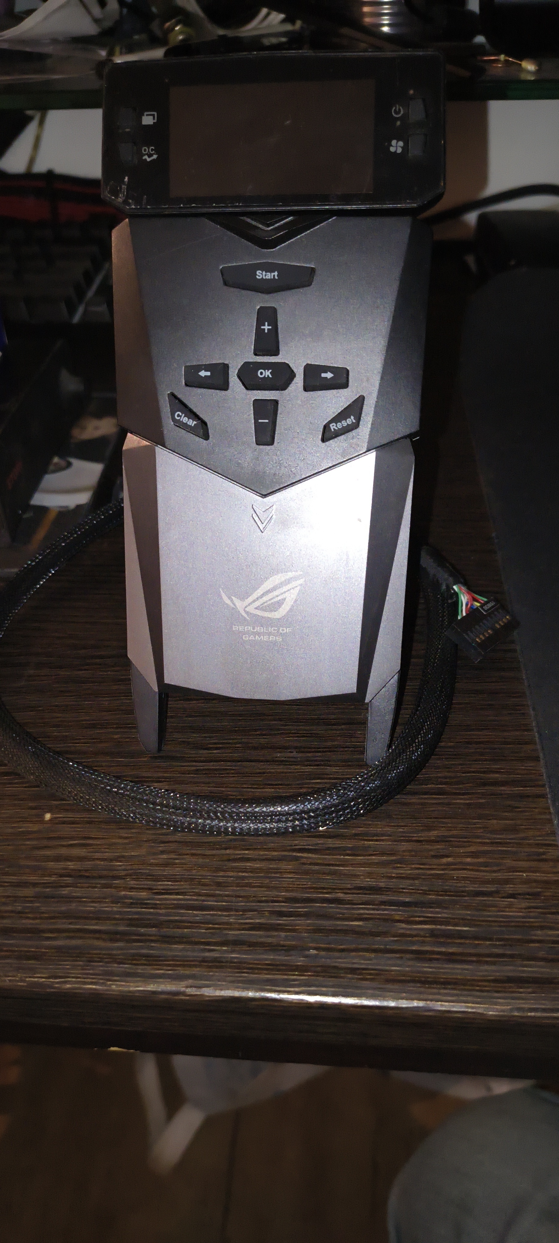 Asus OC Panel aangeboden - Vraag & Aanbod - Tweakers