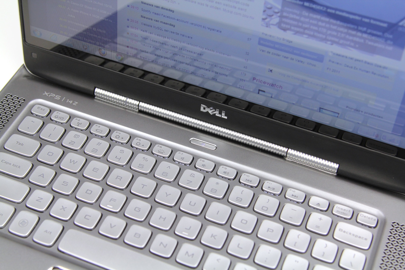 Dell XPS 14z: waarin een kleine laptop groot kan zijn - Gallery en ...