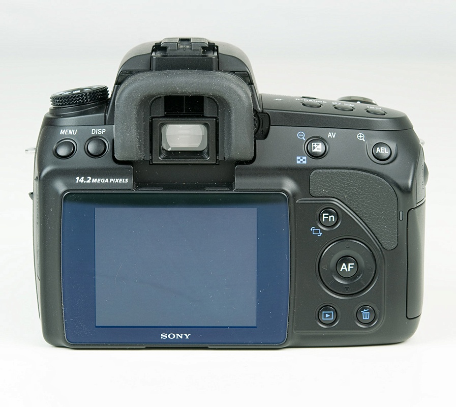 Sony Alpha A450: tussen servet en tafellaken - Review - Tweakers