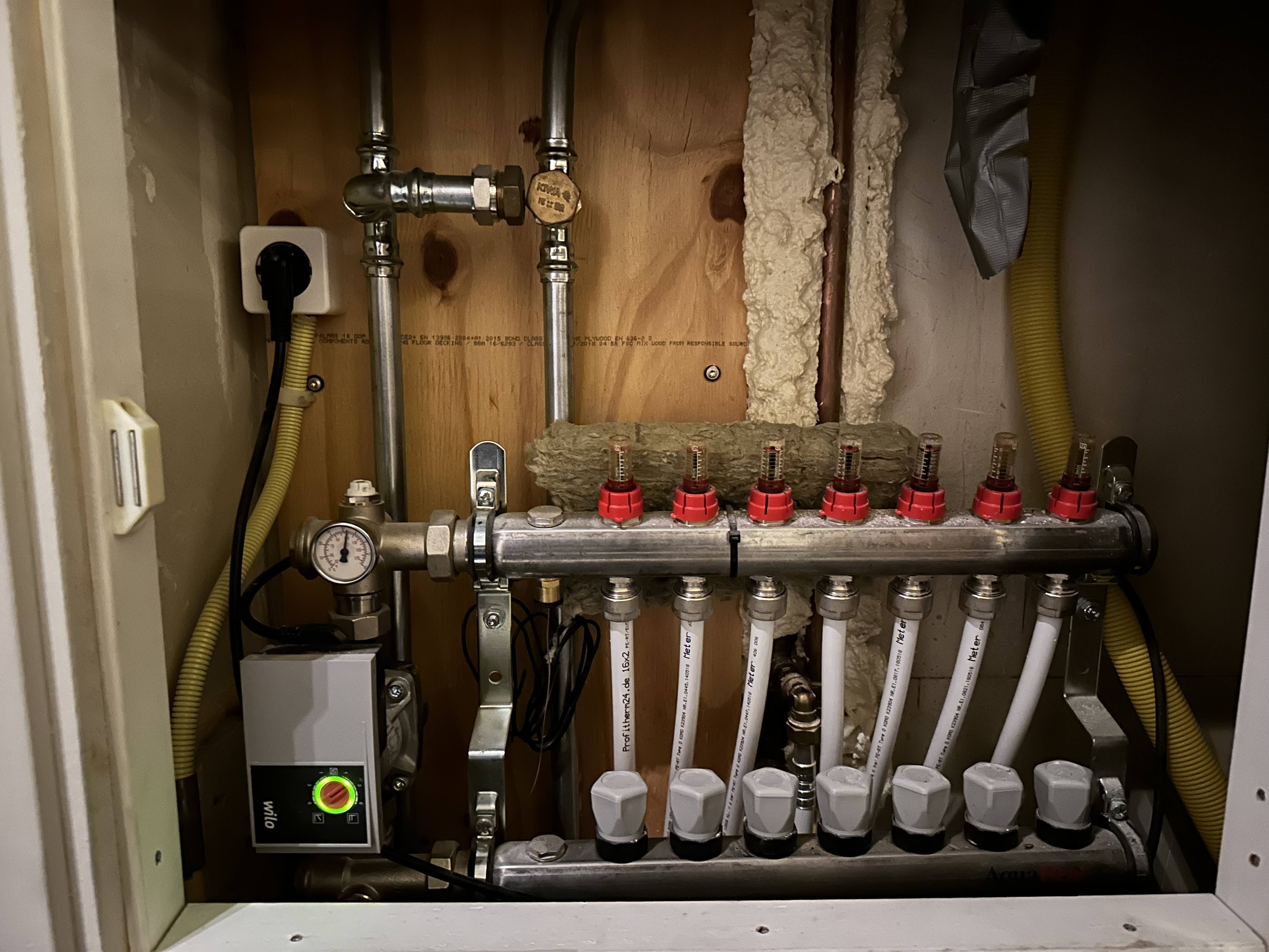 Vloerverwarming wordt niet warm. - Duurzame energie en installaties - GoT