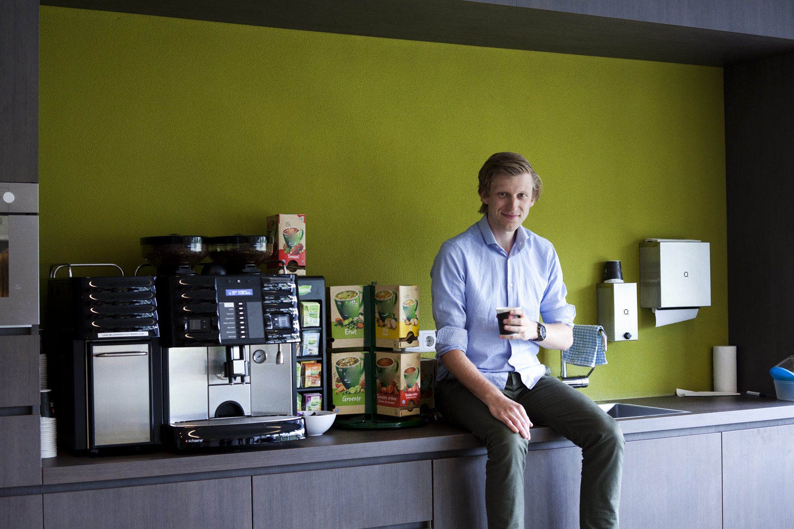 Tweakers Elect presenteert: Tweakers aan het werk. - Zeven vragen aan Jelger Dijkstra over ...