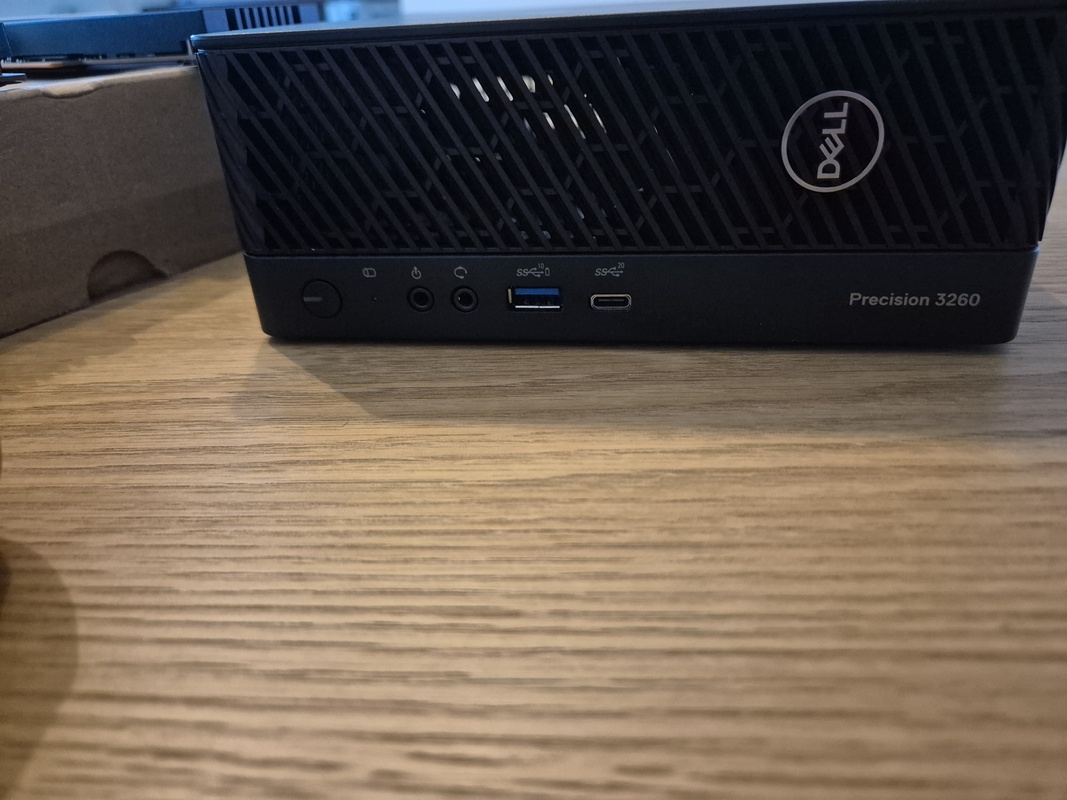 Dell Precision 3260 Compact workstation - barebone aangeboden - Vraag ...