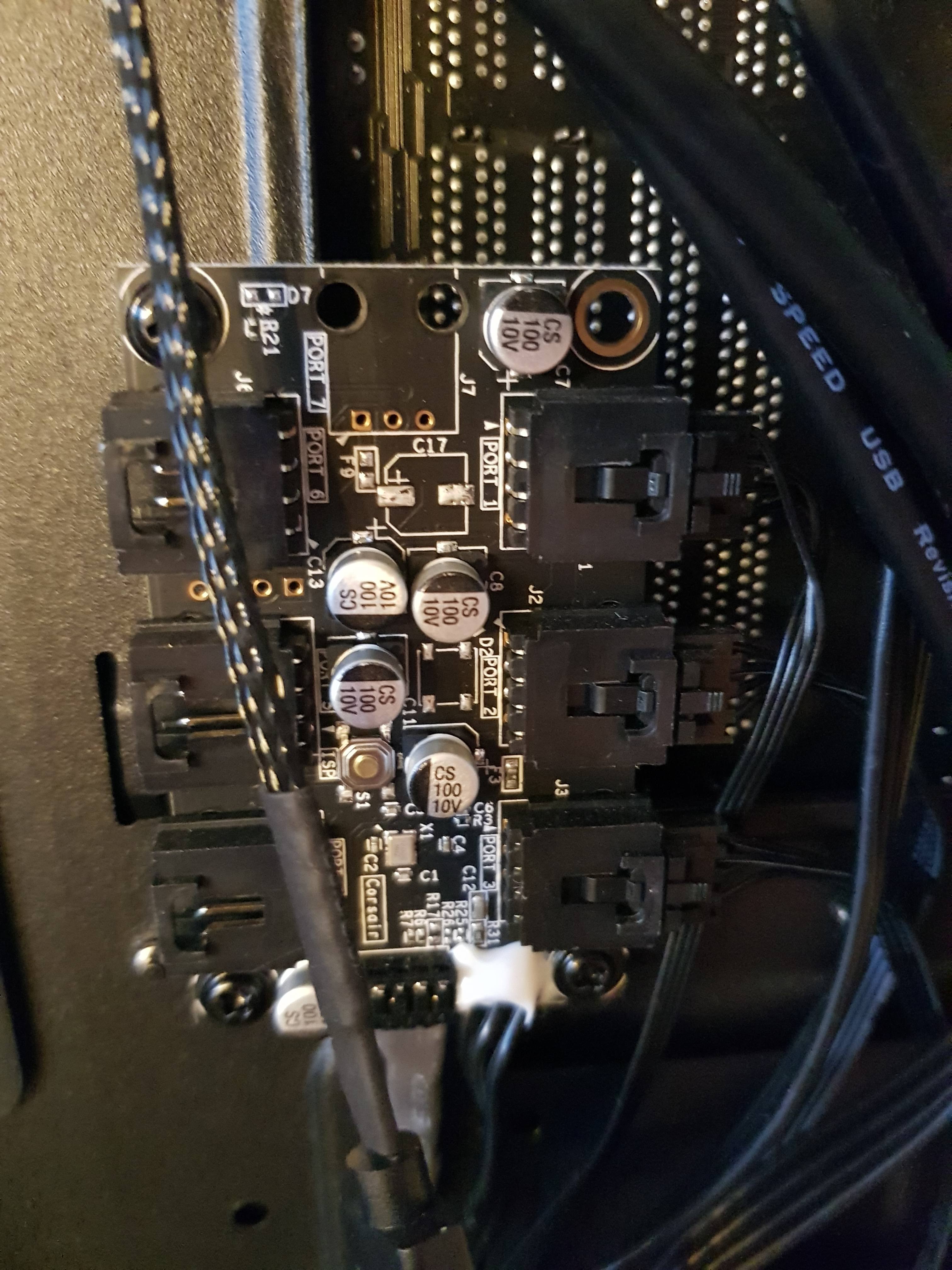 Corsair lightning node core verkeerd aangesloten - Overige hardware - GoT