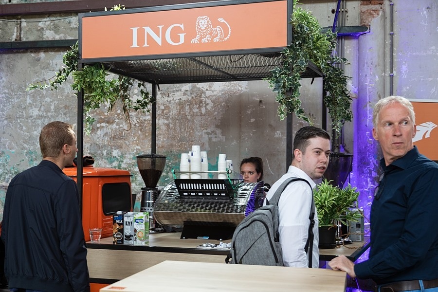 Hackatrain 2019 - De teams zijn klaar, de trein is vertrokken - IT Pro - .Plans - Tweakers