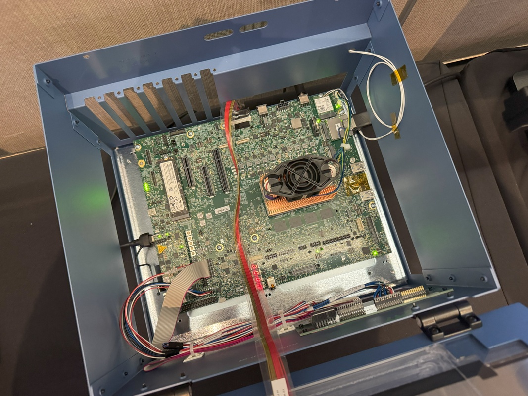 Intel toont werkende Panther Lake-cpu voor laptops die begin 2026 ...