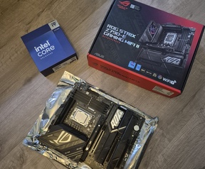 ASUS ROG Strix Z790-E GAMING WIFI II en Intel Core i9-14900K aangeboden ...