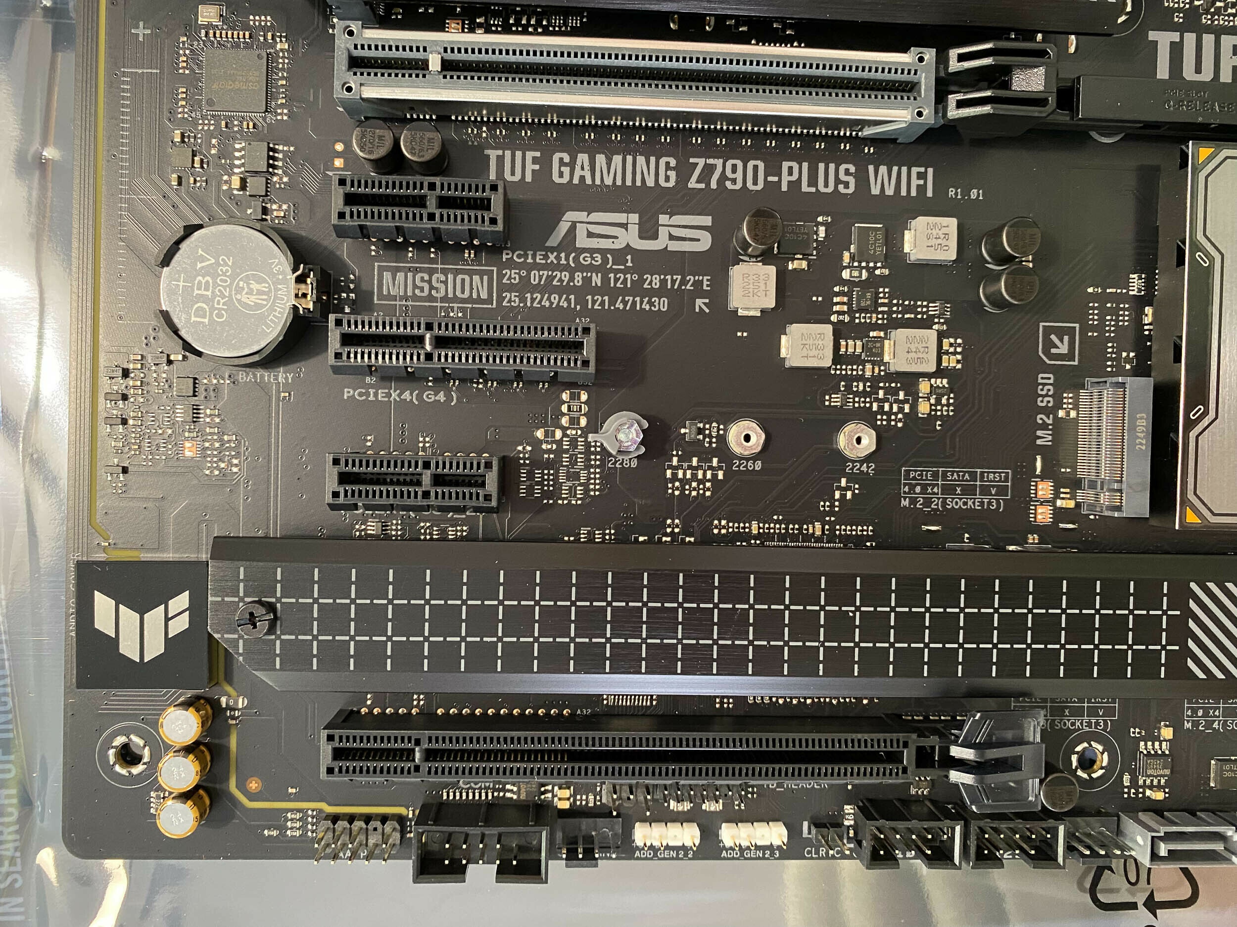 ASUS TUF Gaming Z790-PLUS WIFI - grimson - Product reviews - Tweakers