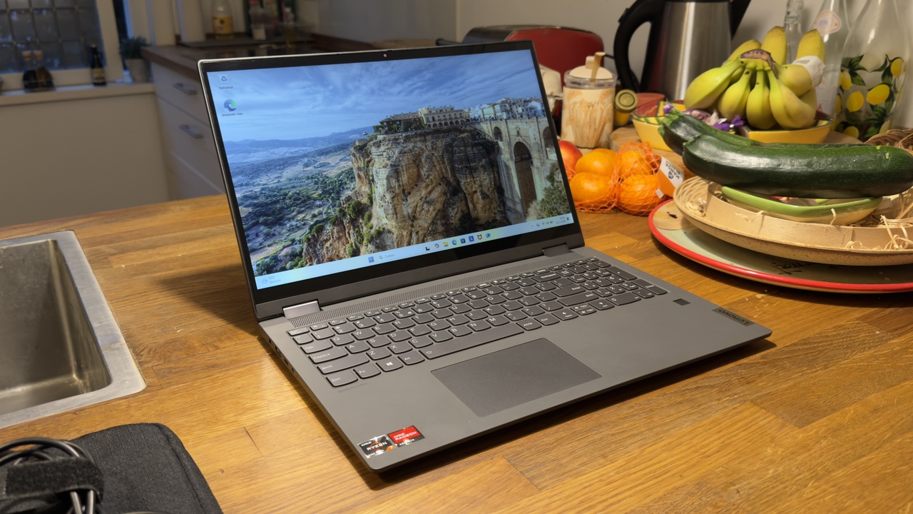 Lenovo IdeaPad Flex 5 15ALC05 (82HV005HMH) aangeboden - Vraag & Aanbod ...