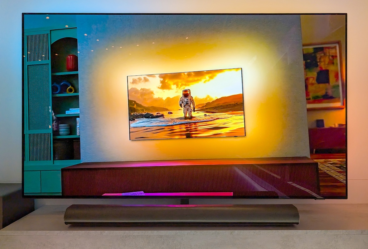 Philips-tv's 2025: nieuwe oledpanelen en Ambilight AI - Tweakers