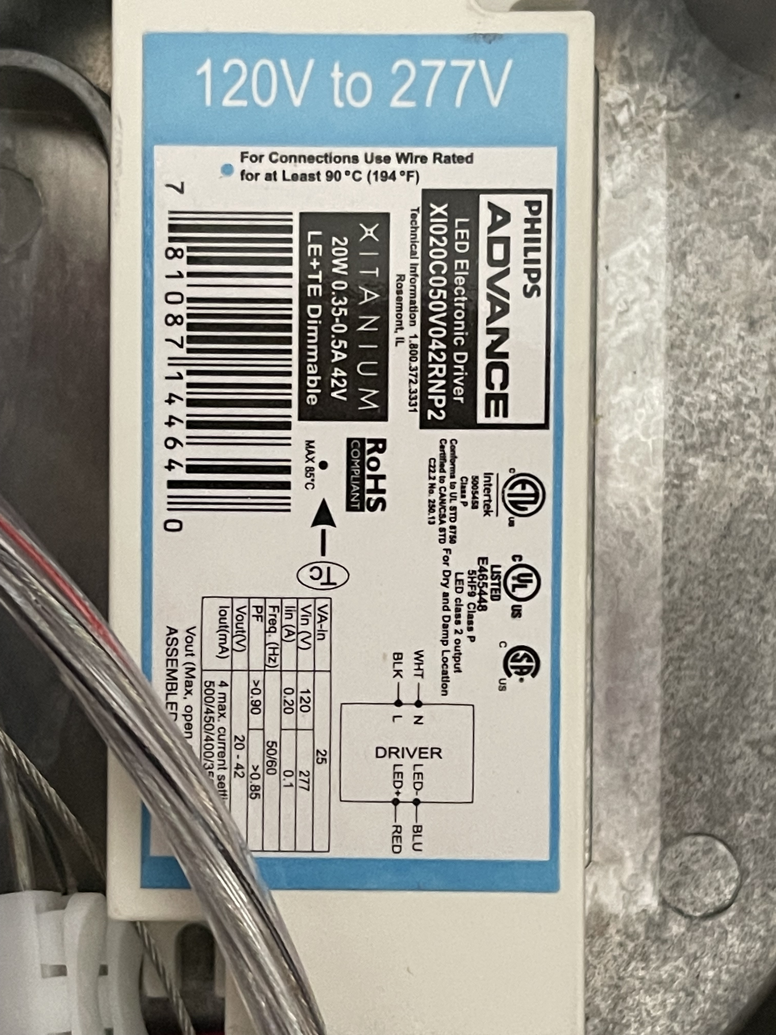 Help Philips lamp flikkert wat zou de oplossing zijn ? - Huishoudelijke ...
