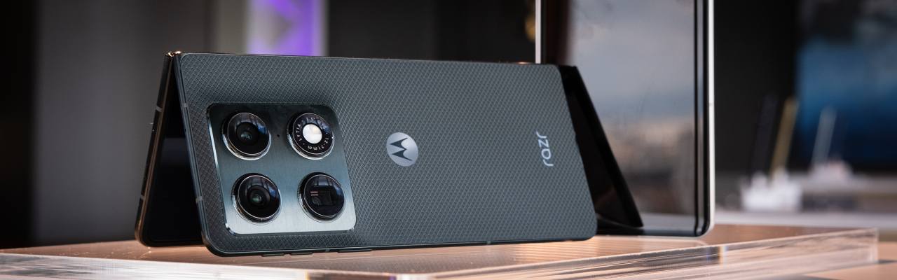 Motorola verrast met indrukwekkende razr fold - Tablets en telefoons ...
