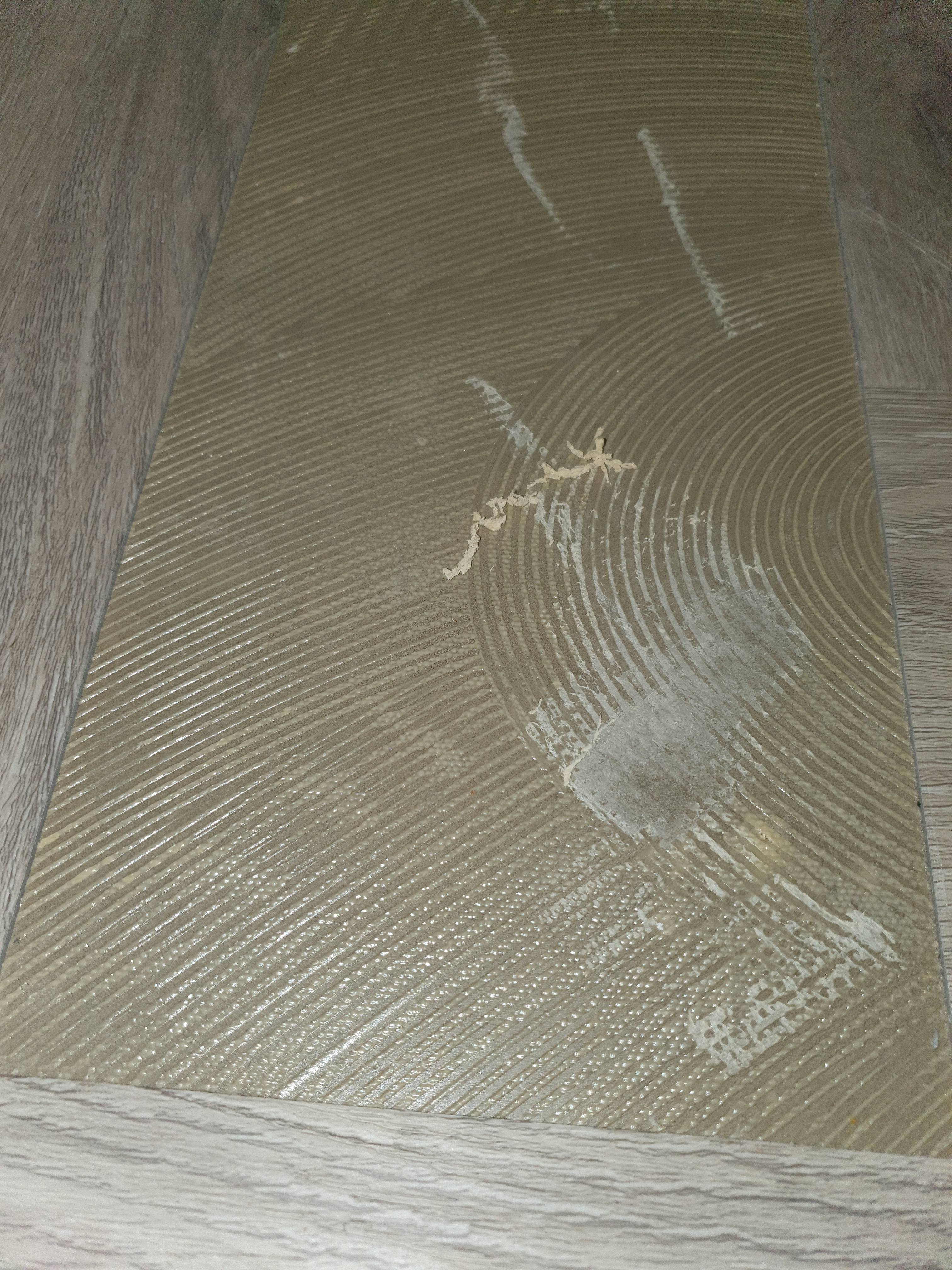 PVC lijm van vloer verwijderen, tips? - Bouwen en klussen - GoT